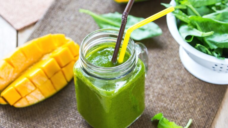 5 Easy & Delicious Breakfast Recipes for Women Going Through Menopause ...